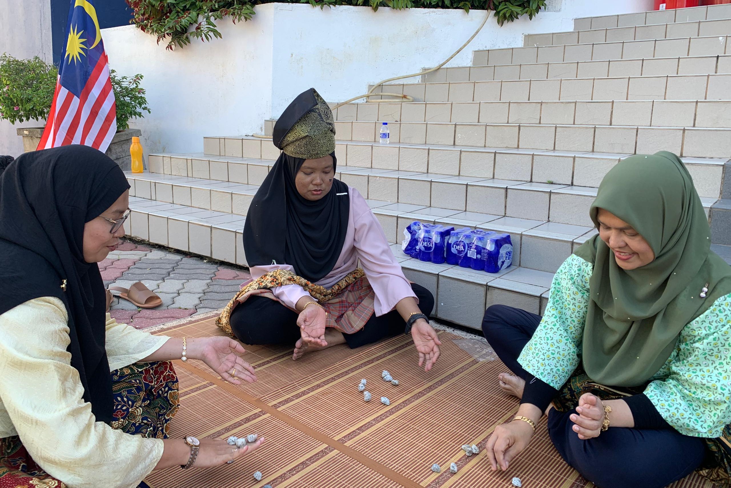 Permainan sukan rakyat meriahkan sambutan Hari Kebangsaan KEJAP – UUM TODAY