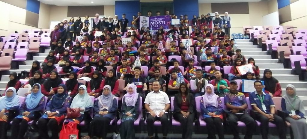 SCITECH4U STEM Camp MOSTI beri pendedahan awal kepada dunia STEM – UUM ...