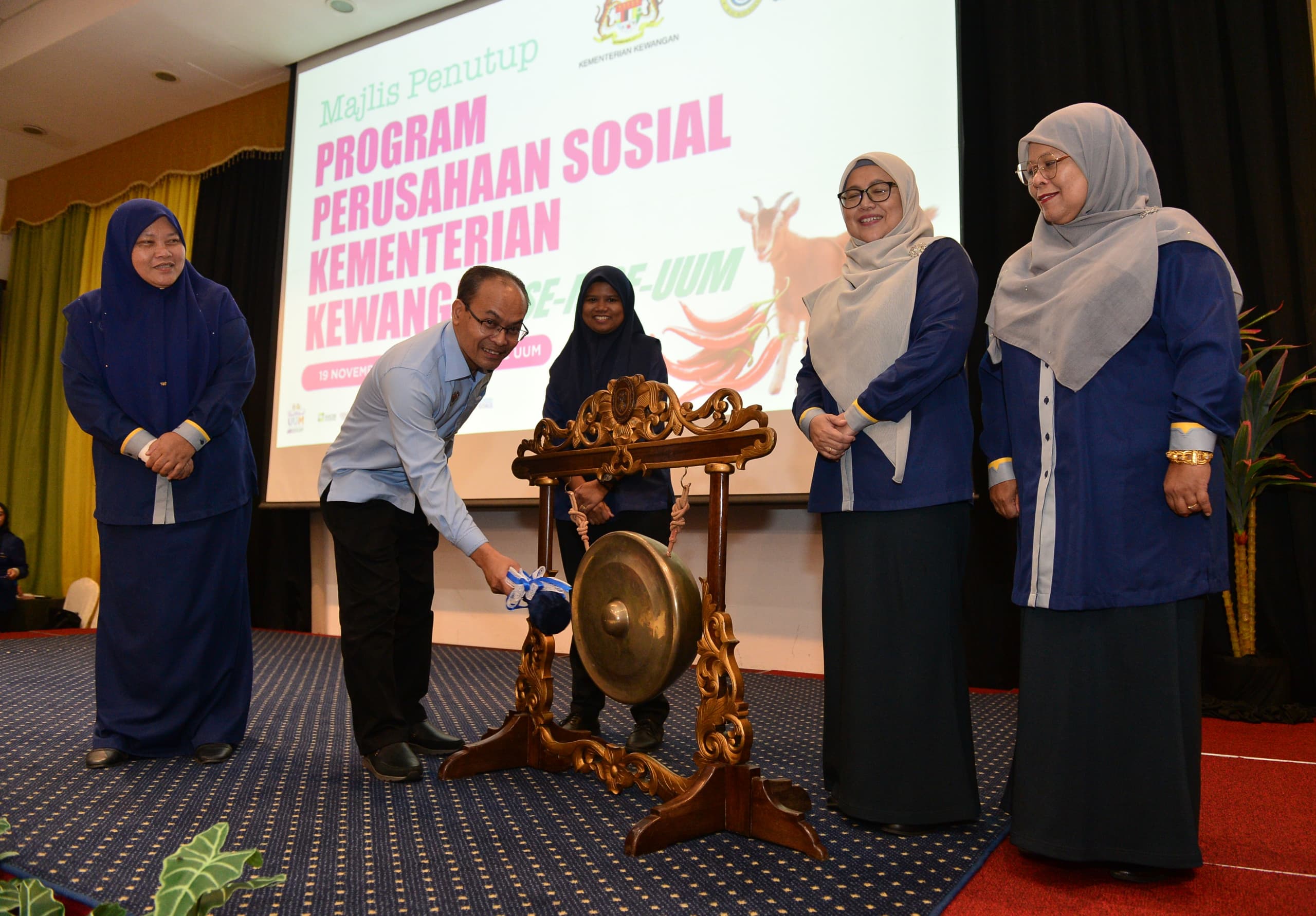 MoF cadang bukukan kisah kejayaan Projek Fertigasi Cili dan Kambing – UUM TODAY