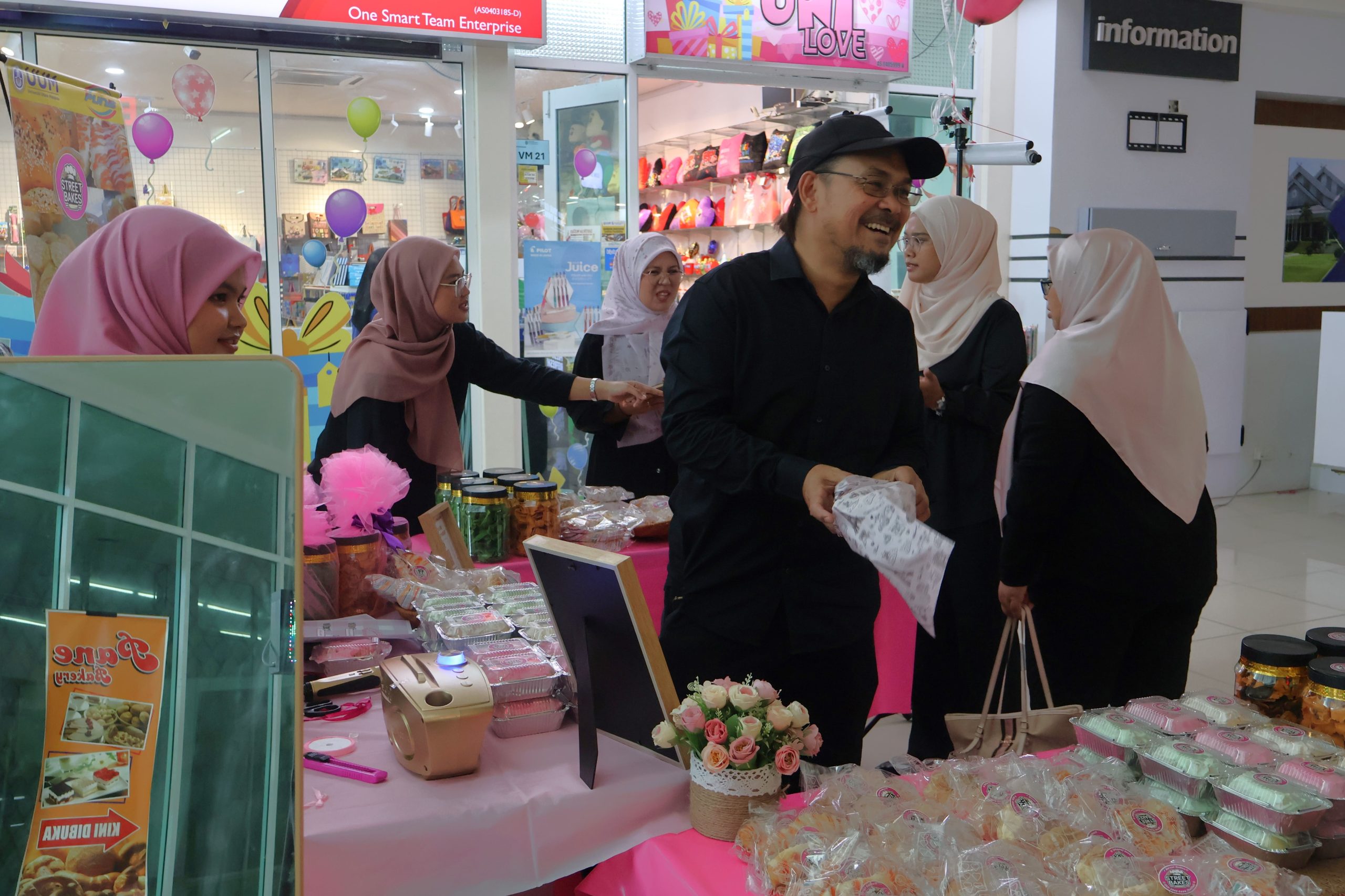 ‘Sintok Milk Bun’ tarikan baru, hasil inovasi usahawan tempatan – UUM TODAY