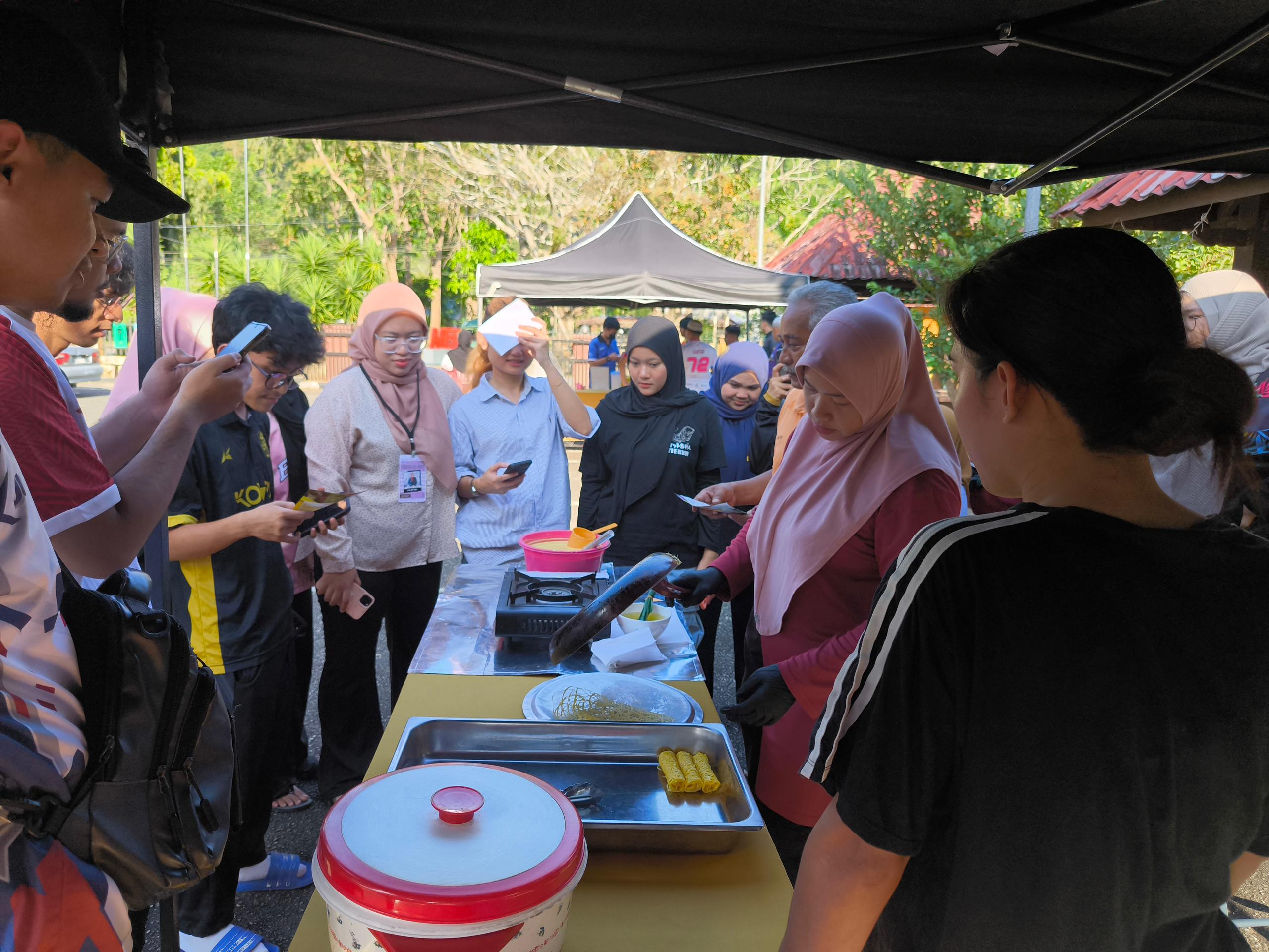 Pelajar Kursus Housekeeping santuni pengusaha inap desa – UUM TODAY