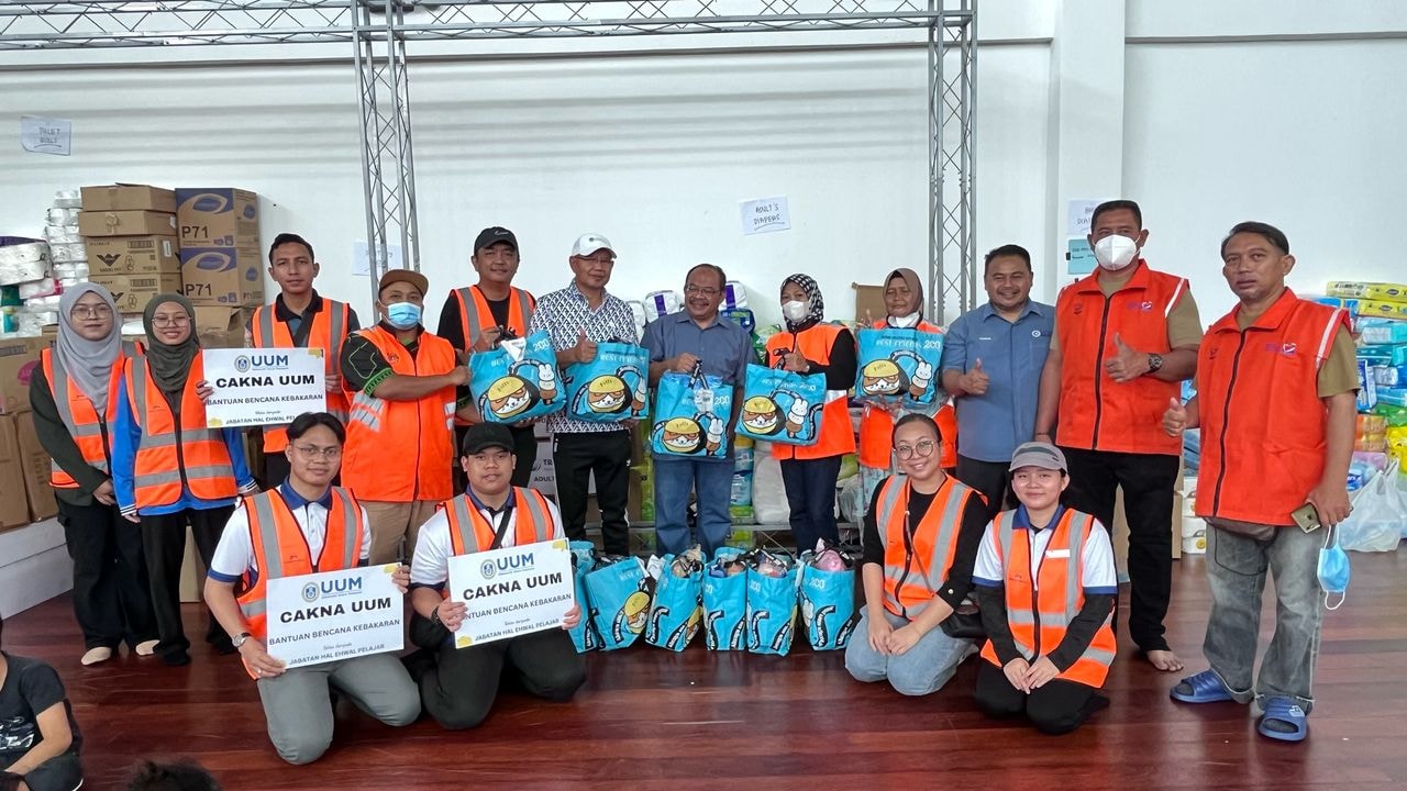 UUM Eases Burden by Extending Essential Aid to Infants and Women – UUM ...