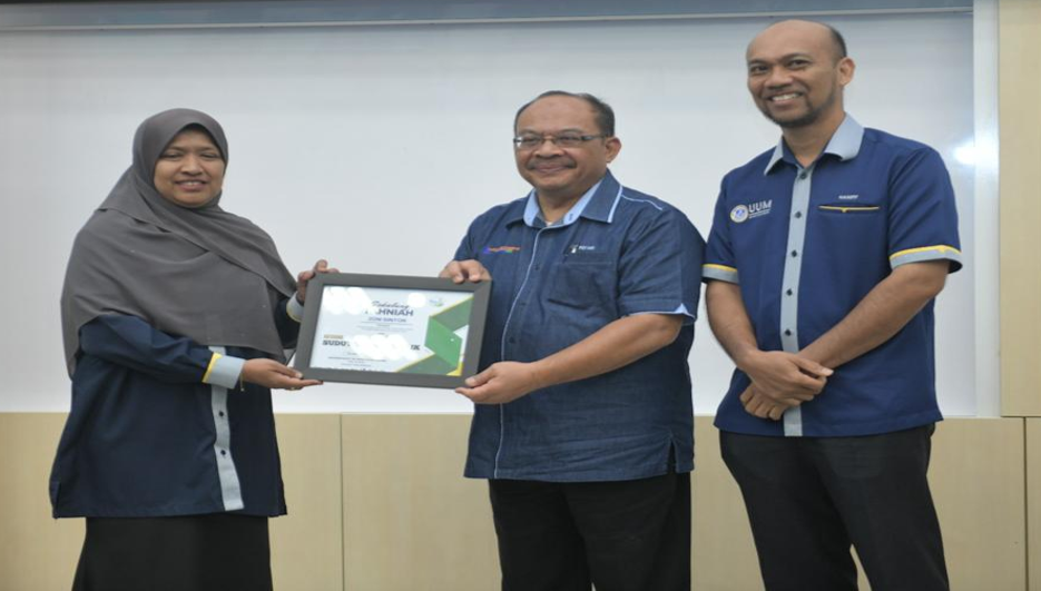 Majlis Pelancaran Go Green EKSA UUM, Anugerah Sudut EKSA Terbaik dan ...