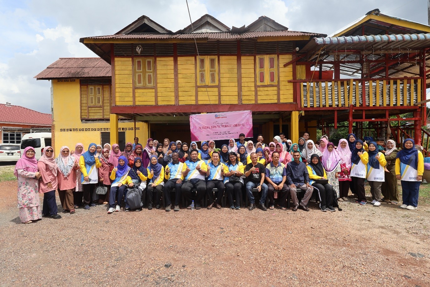 OYAGSB empowers women entrepreneurs through Knowledge Transfer Program in Kampung Bukit Teriak ...