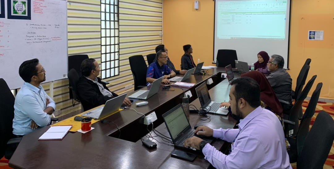 Bengkel Pengurusan Risiko perkukuh kompetensi pegawai risiko UUM – UUM ...