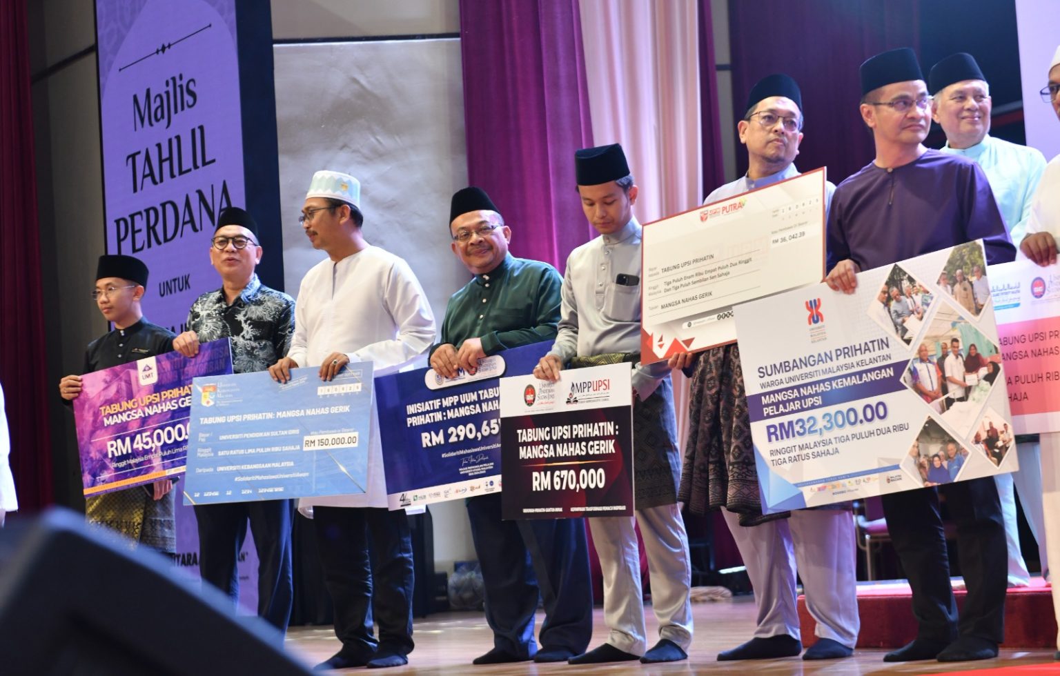 UUM serah sumbangan kutipan derma kilat mangsa kemalangan RM290,651.51 ...