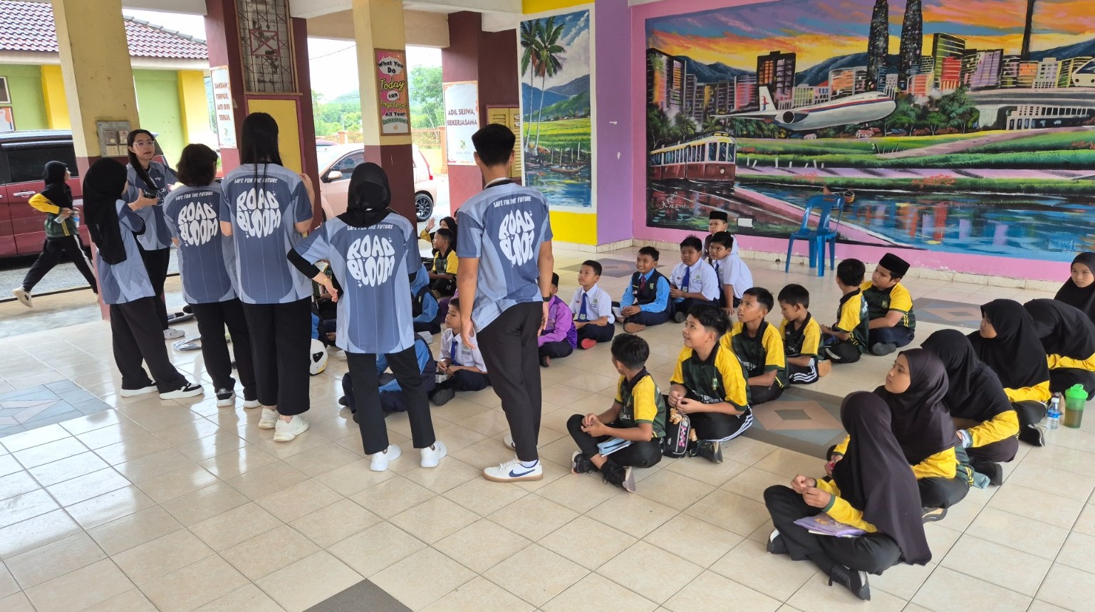 RoadBloom perkasa kesedaran keselamatan jalan raya dalam kalangan murid SK Bukit Tampoi – UUM TODAY