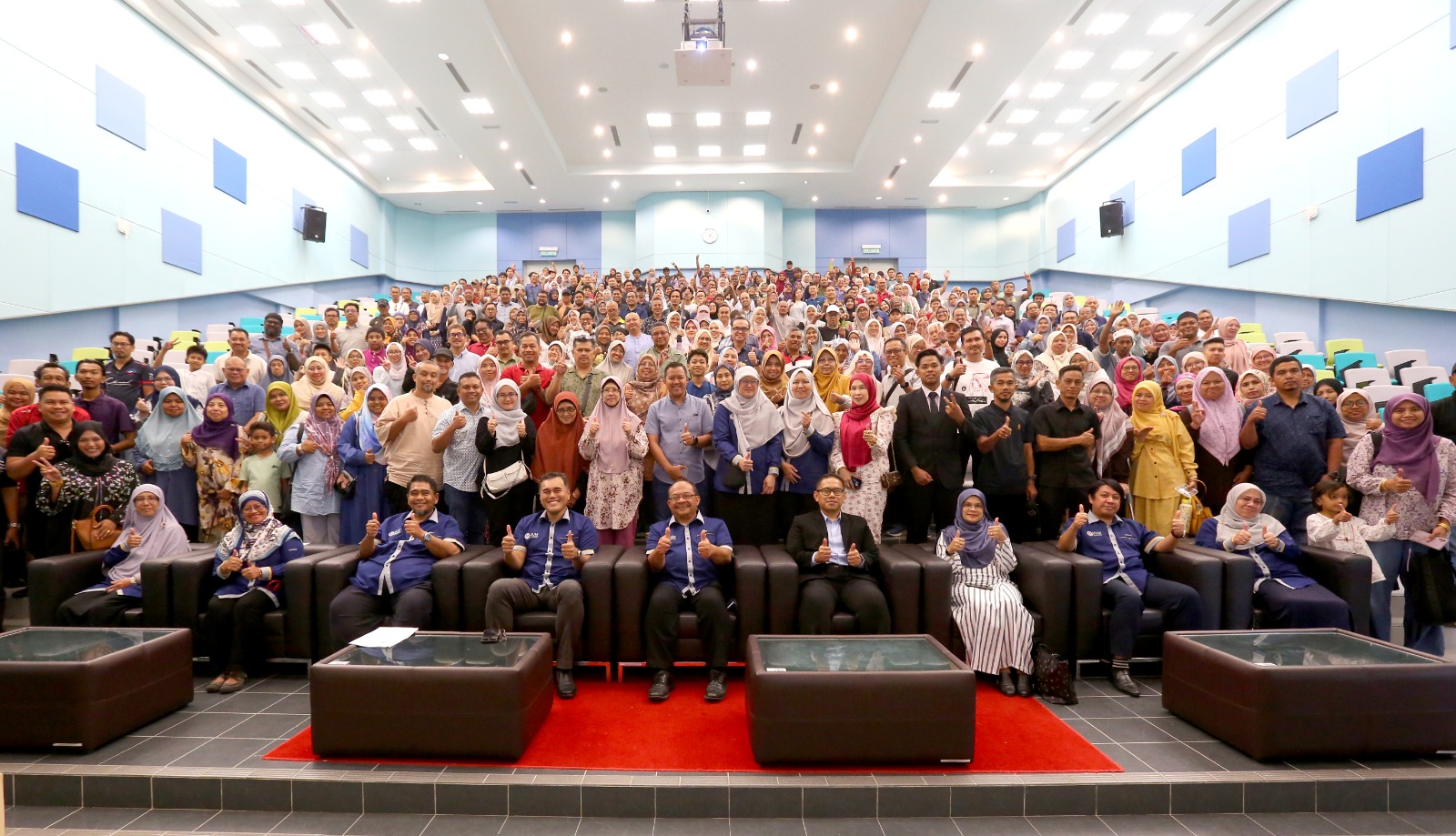 255 pelajar baharu Asasi Pengurusan daftar jadi keluarga besar UUM ...