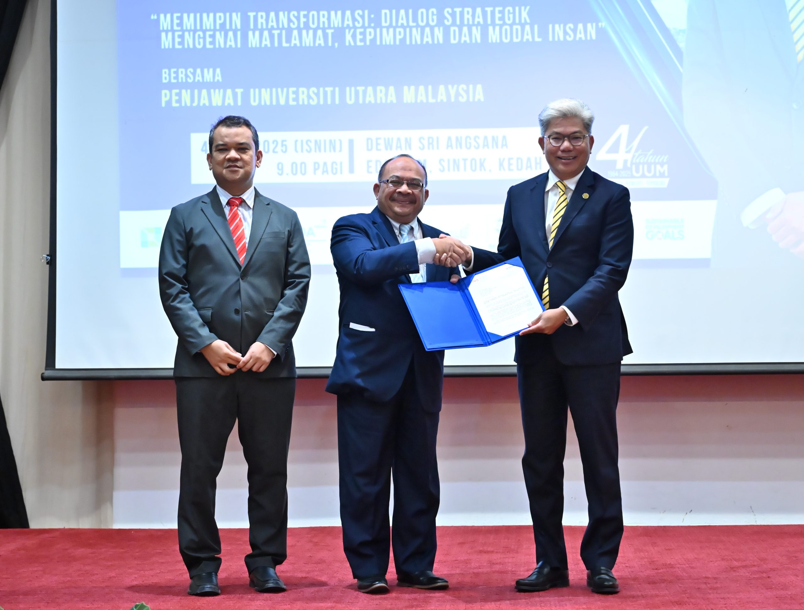 Maybank CEO Champions People-Centred Transformation in Session with UUM ...