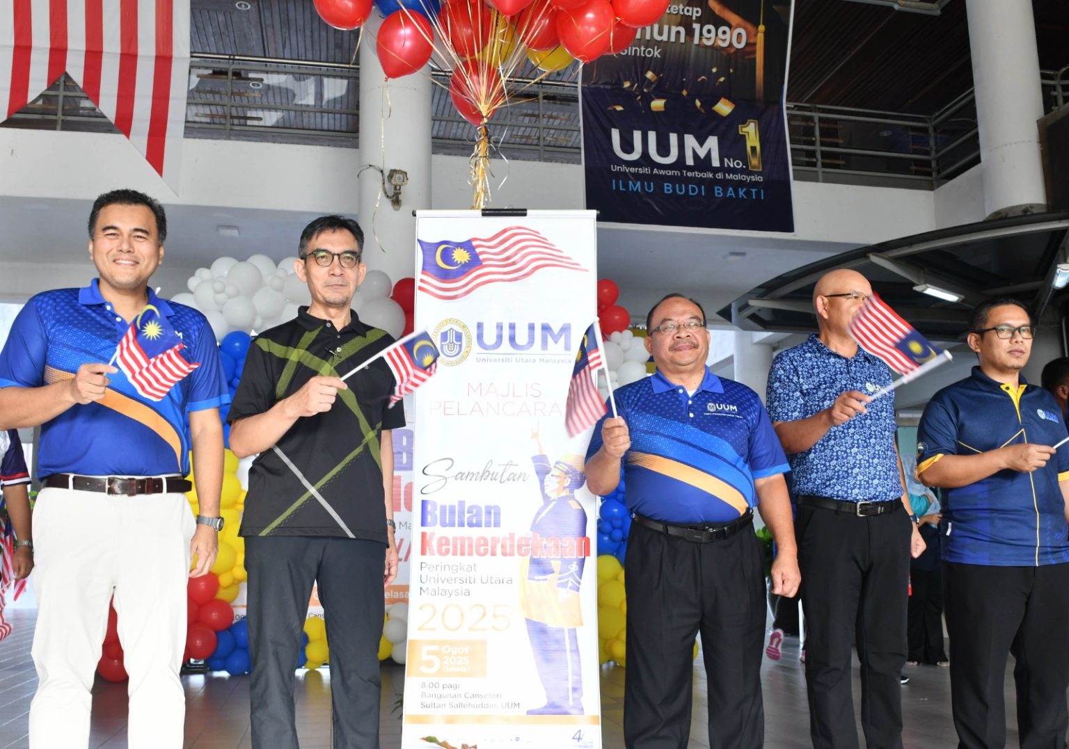 Funwalk UUM semarakkan semangat kemerdekaan Malaysia Madani – UUM TODAY