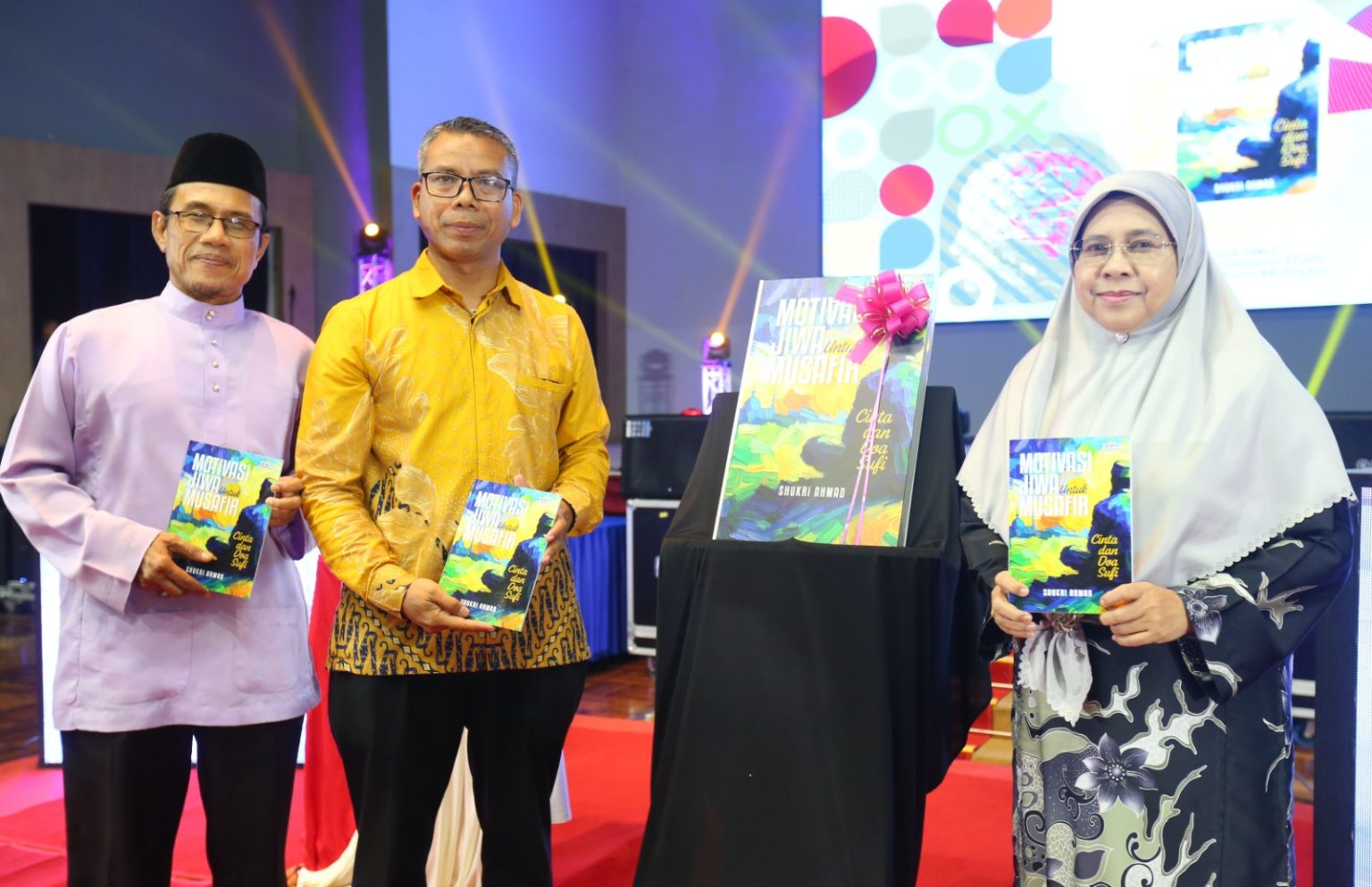 UUM lancar dua buku baharu sempena Festival of Ideas @ Kedah – UUM TODAY