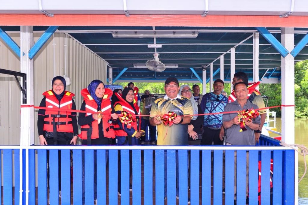 UUM and TERAJU Join Forces to Boost Rural Economy through Mussel ...