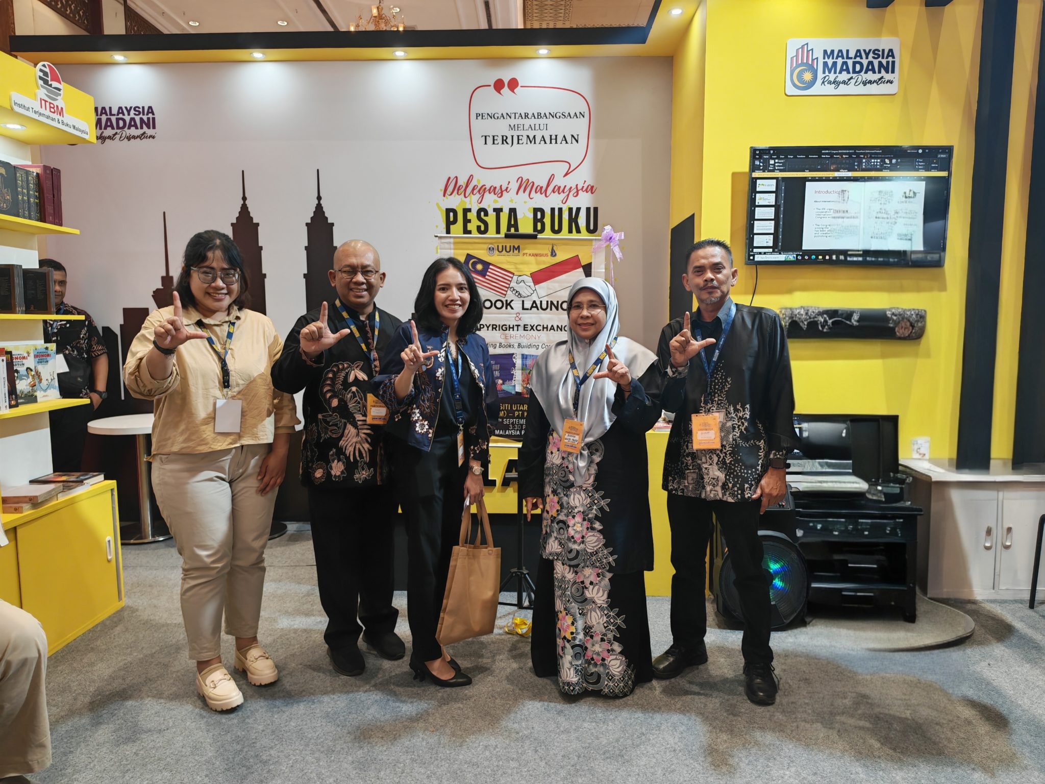 UUM Press menyertai delegasi Malaysia ke Pesta Buku Antarabangsa ...