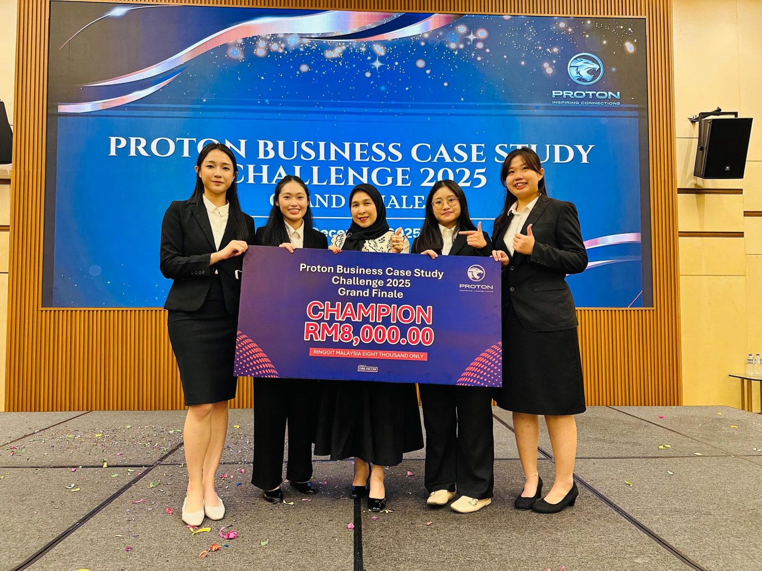 UUM juara Grand Finale Proton Business Case Study Challenge, bawa ...