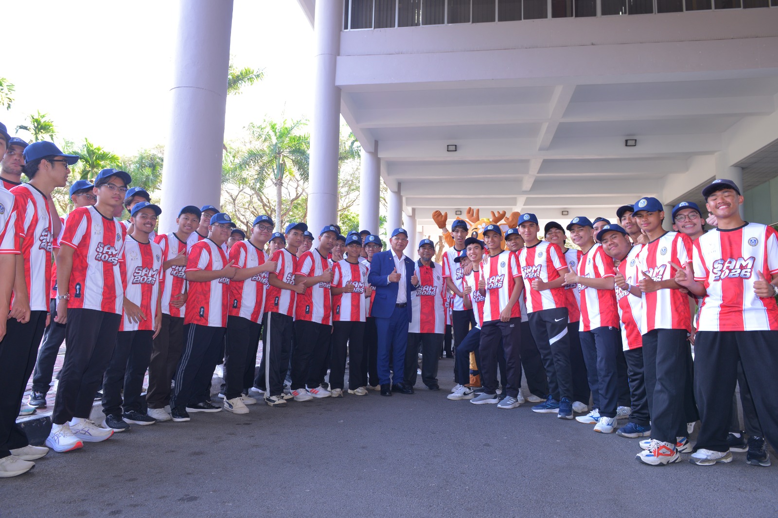 UUM suntik semangat patriotisme kontinjen asasi ke SAM 2026 – UUM TODAY