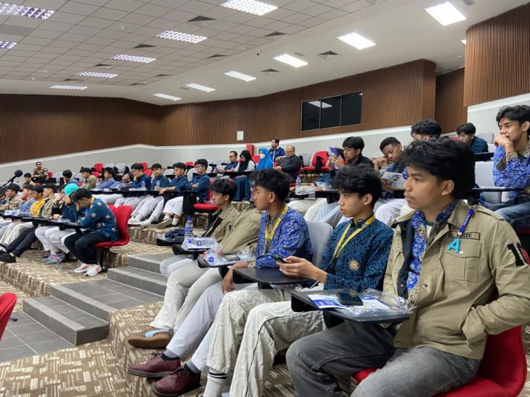 UUM terima lawatan kunjungan delegasi Al-Widan Islamic School dari ...