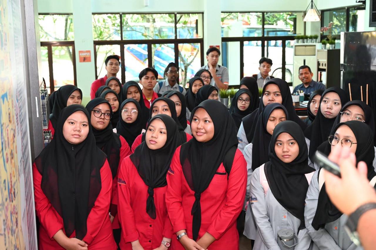 Lawatan akademik delegasi Kolej Vokasional Seberang Perai ke TISSA-UUM ...