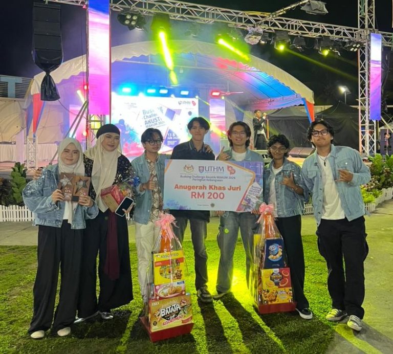 UUM rangkul dua anugerah di Busking Challenge AKUSTIK MAKUM 2026 – UUM ...
